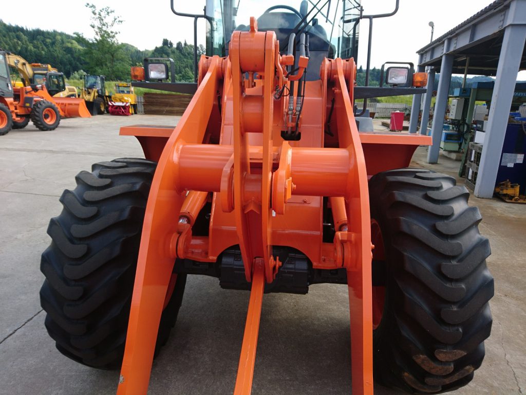 HITACHI_ZW100 – NITTOC Co.,Ltd