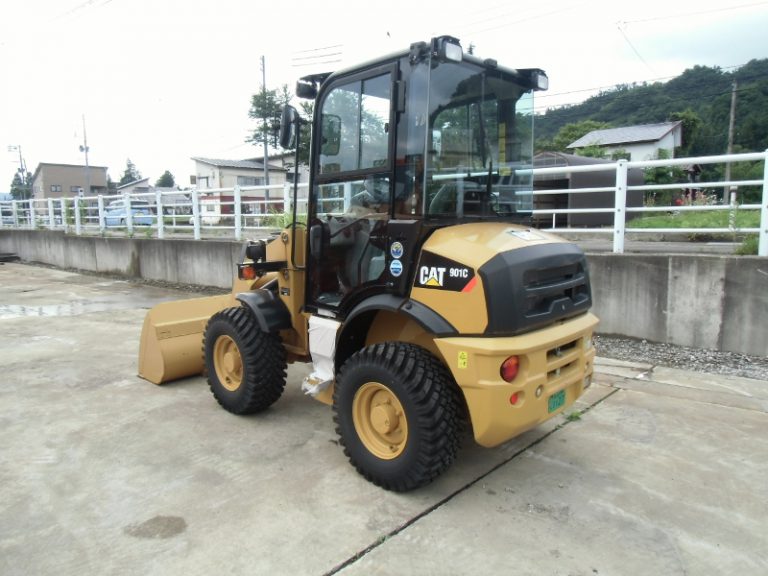CAT 901C – 除雪の総合デパート 株式会社ニットク