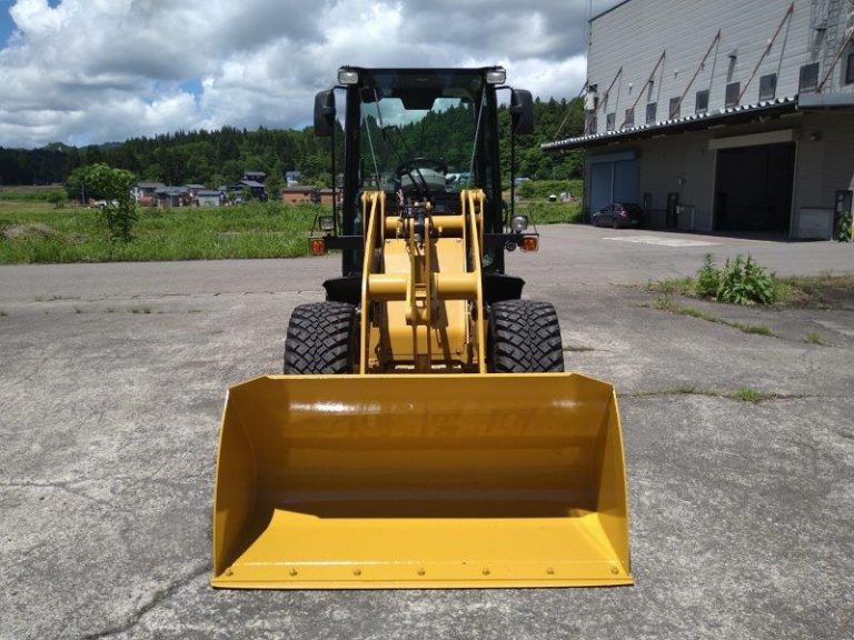 CAT 902C2 – 除雪の総合デパート 株式会社ニットク