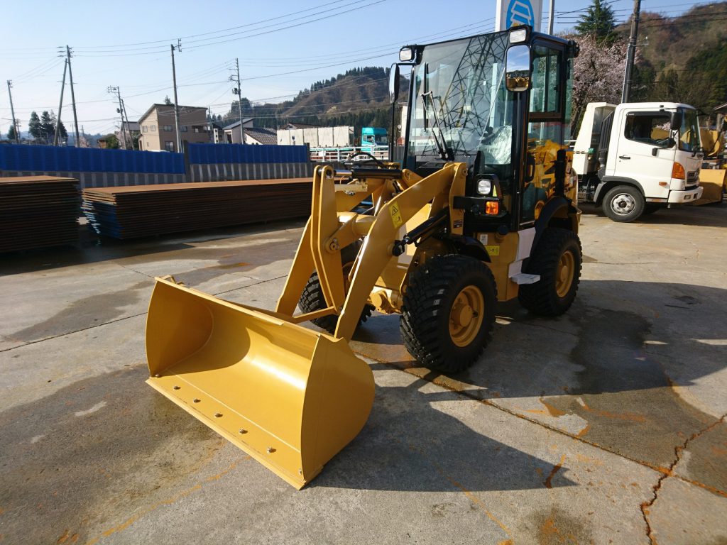 CAT 902C2 – 除雪の総合デパート 株式会社ニットク