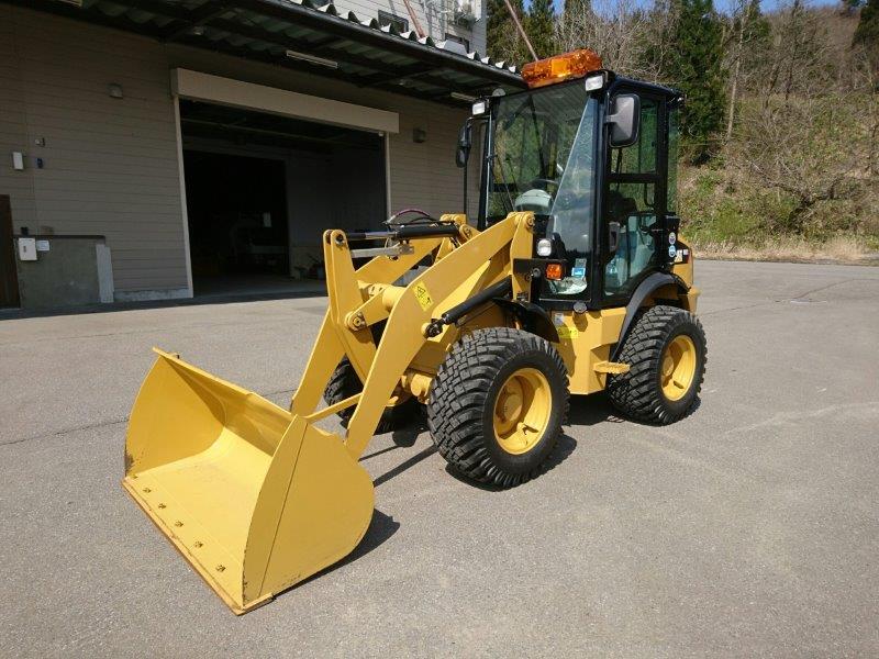 CAT 902C2 – 除雪の総合デパート 株式会社ニットク